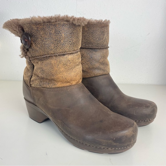 Dansko | Shoes | Dansko Brown Suede Leather Clogs Boots With Shearling ...